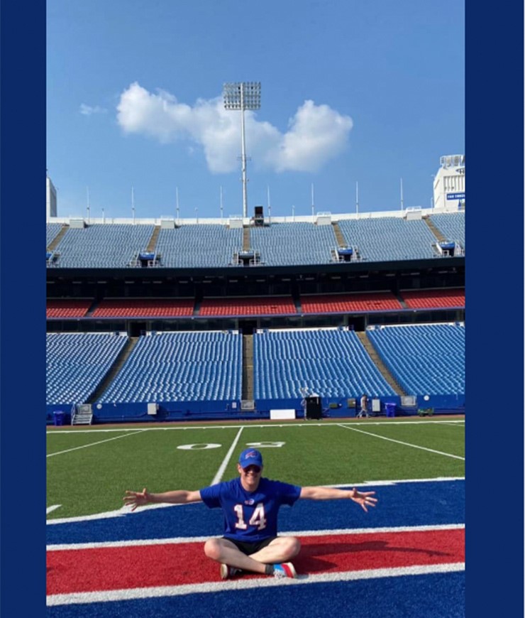 Opening in style: SUNY sophomore to sing anthem at Nov. 19 Bills’ game ...